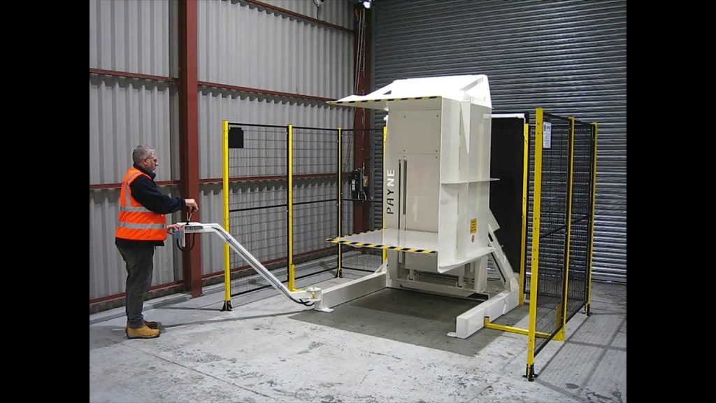 Efficient Pallet Inverter for Easy Loading and Unloading in Warehouses
