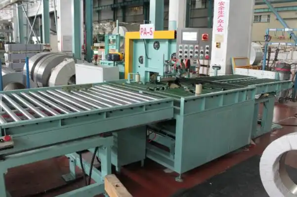 specially designed upending system – coil upender